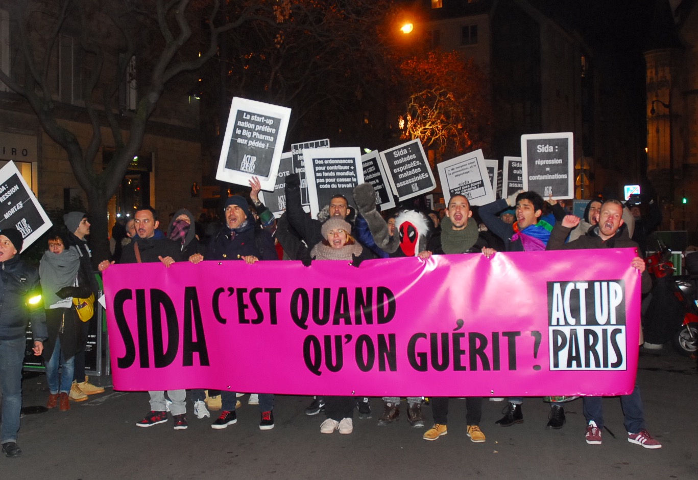 Journée mondiale de lutte contre le sida ~ Pride Journée mondiale de lutte contre le sida ~ Pride