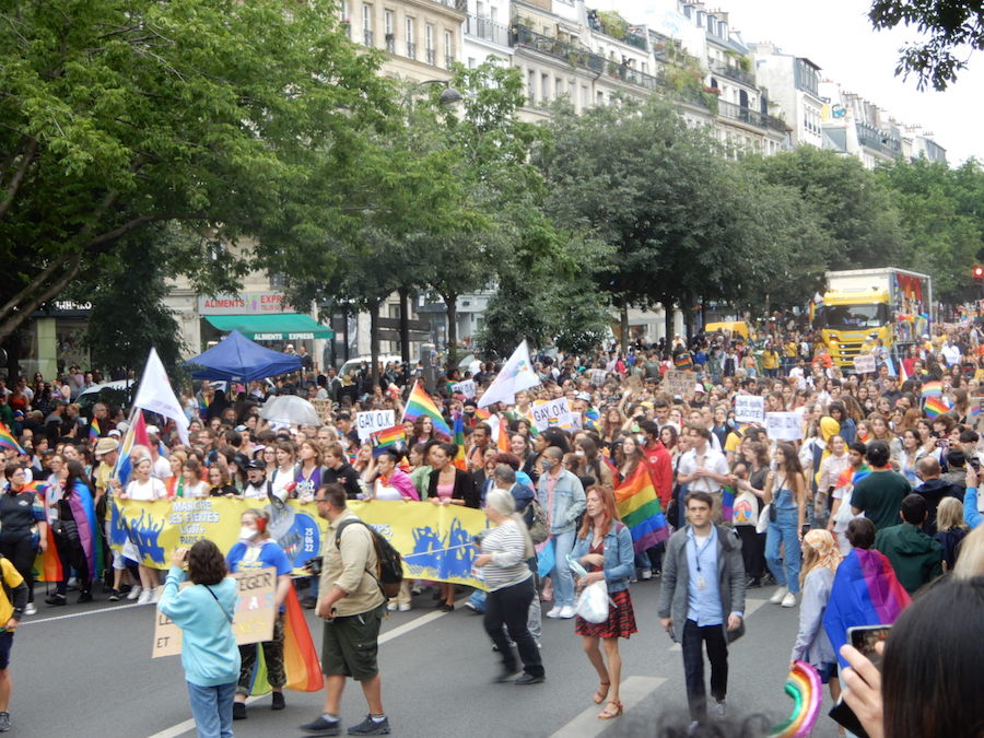Compte-rendu : la Marche des Fiertés LGBT+ Paris - Ile-de-France ~ Pride